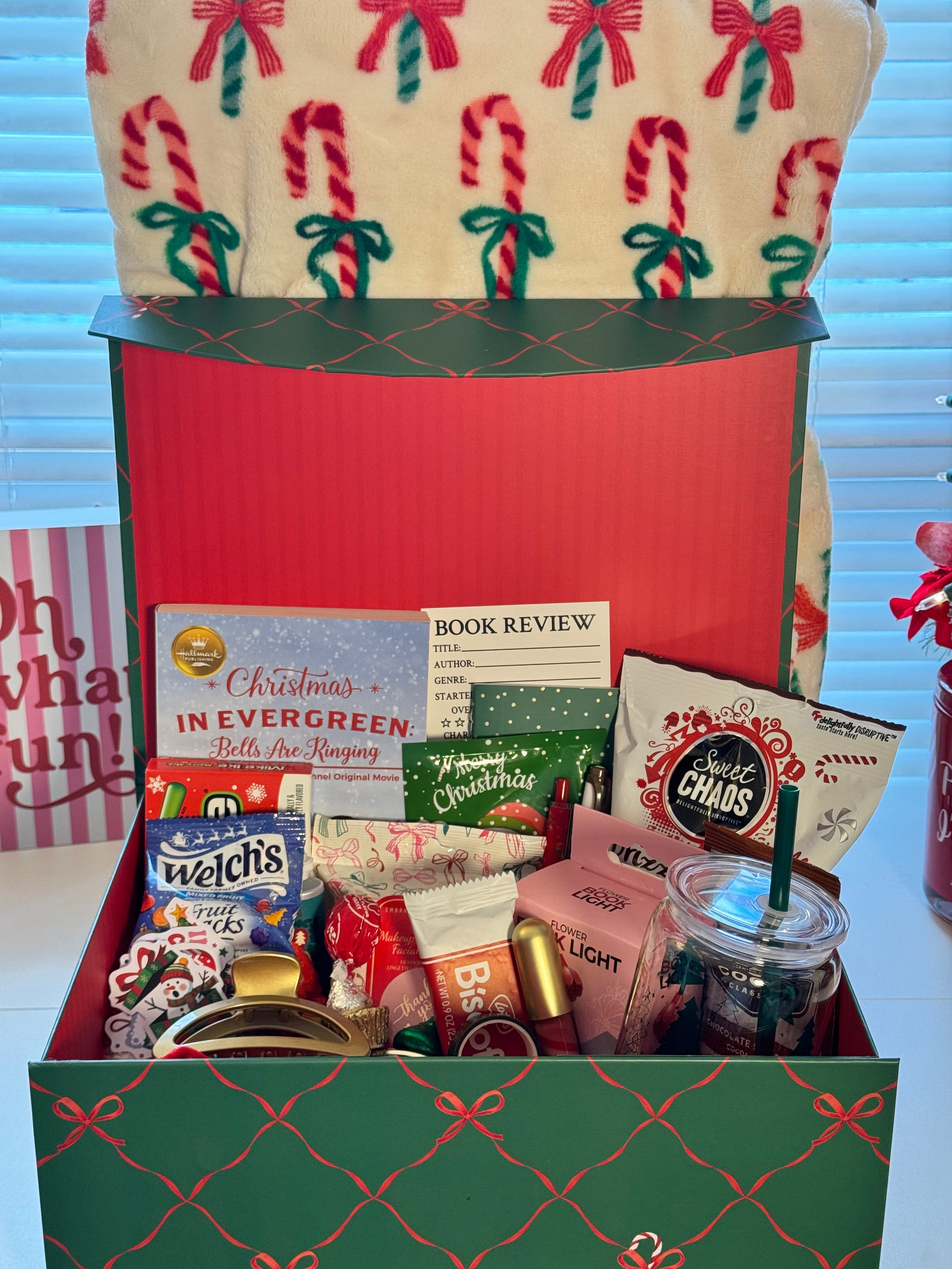 Holiday Book Bundle Collection – TRINKETS TO TREASURE